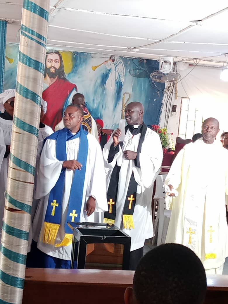 PHOTO STORY: The Guardian Ex-CSO, Ifeanyi Ibe Ordained Rev. Deacon Of ...